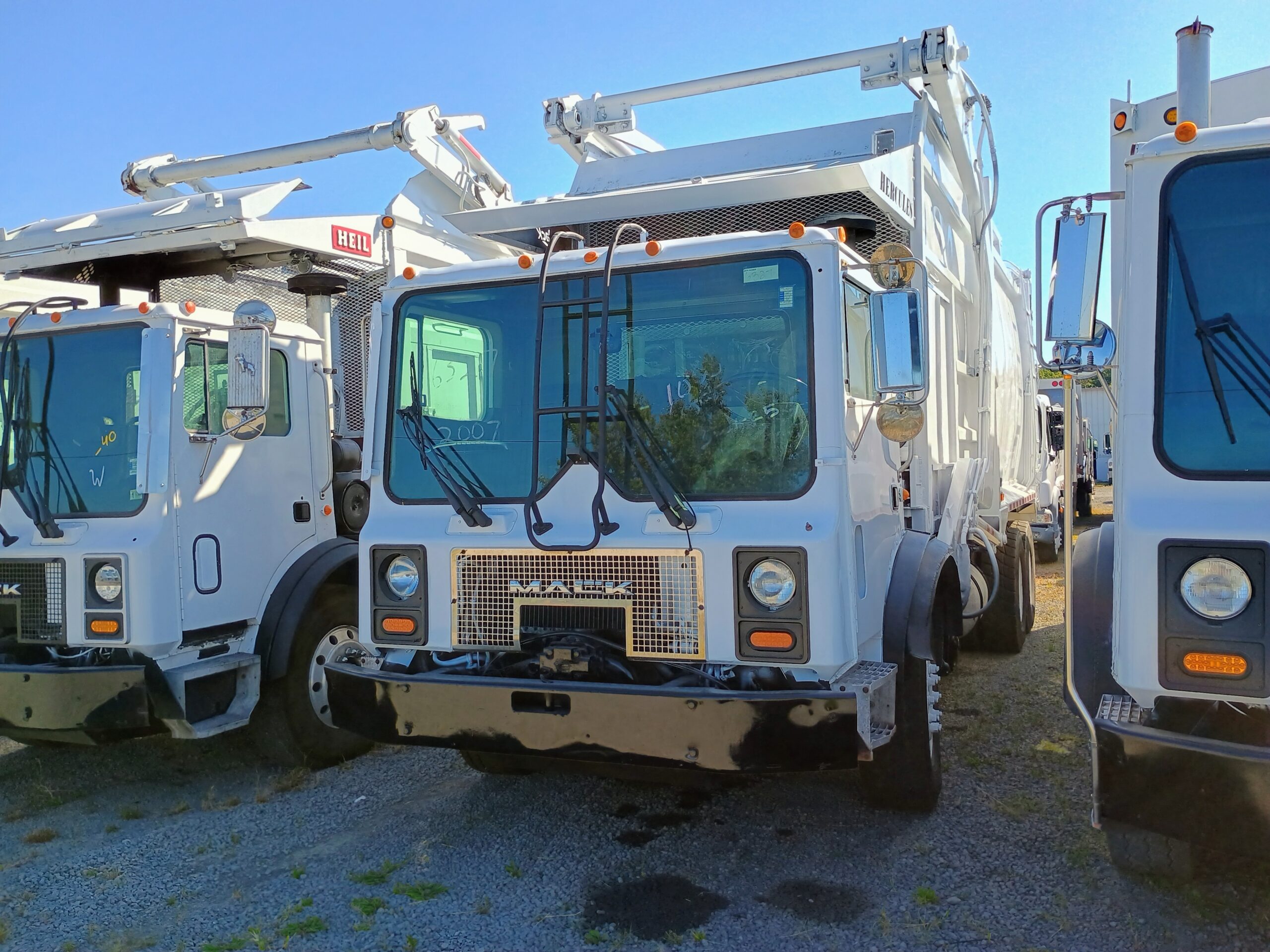 2007 Mack MR | Tom's Truck Sales