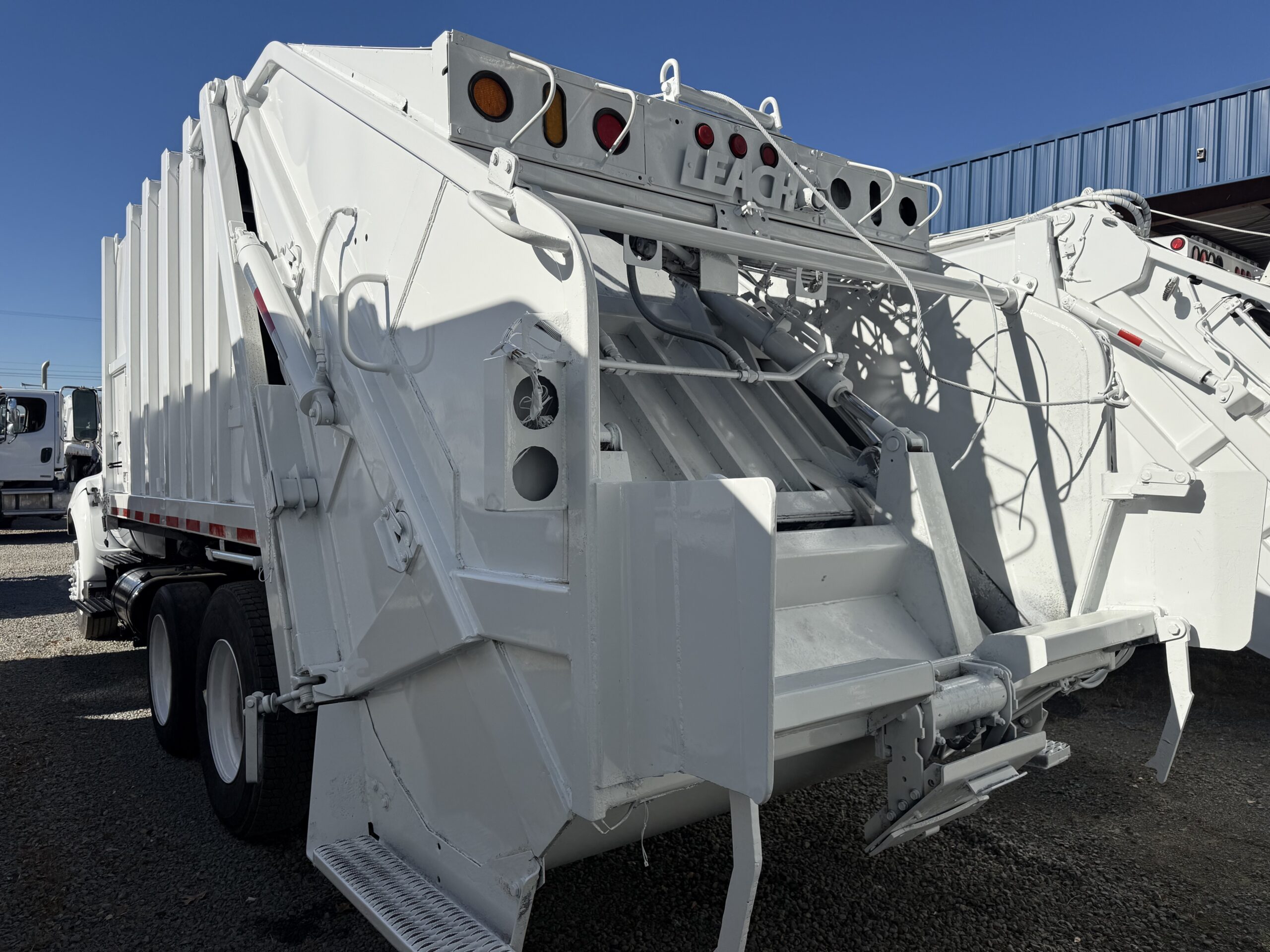 2004 Ford F750 | Tom's Truck Sales